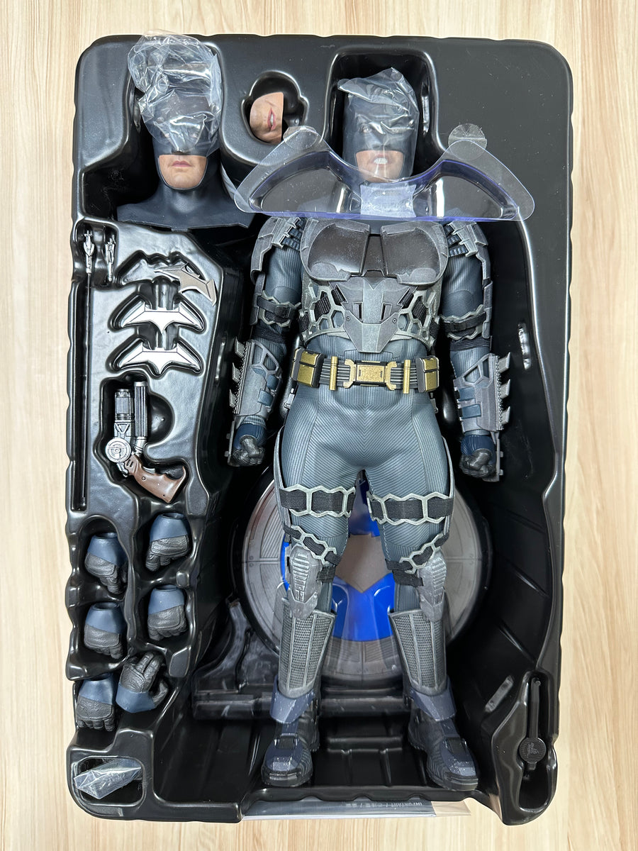 Hottoys Hot Toys 1/6 Scale MMS703 MMS 703 The Flash - Batman Action Fi ...